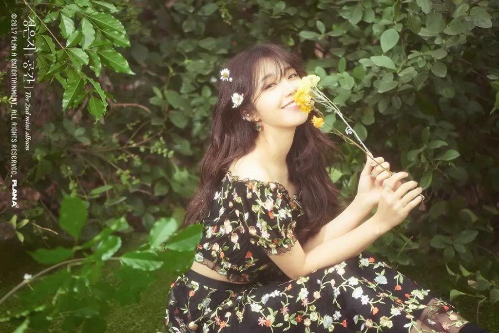 Jung Eunji (Apink) propose des photos teasers et la tracklist de son nouvel album solo – K-GEN