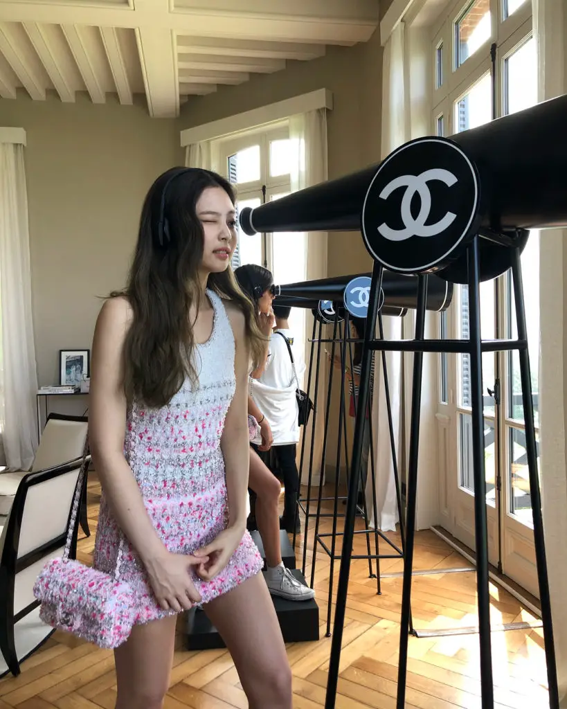 Jennie (BLACKPINK) partage des photos de son voyage en France – K-GEN