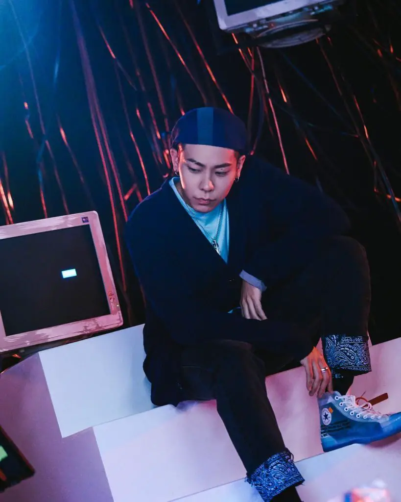 Baekhyun (EXO) et LOCO mettent en ligne de nouvelles photos teasers ...