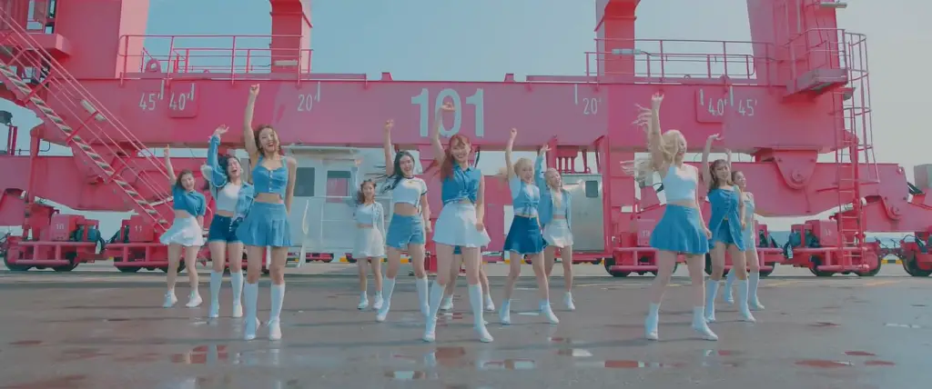 loona hi high mv – K-GEN