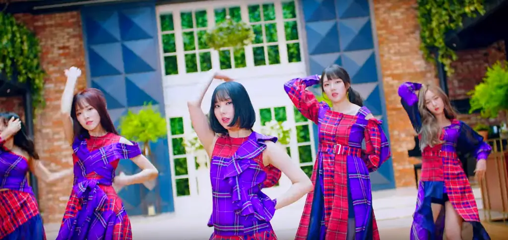 GFRIEND dévoile le MV de « Memoria » – K-GEN