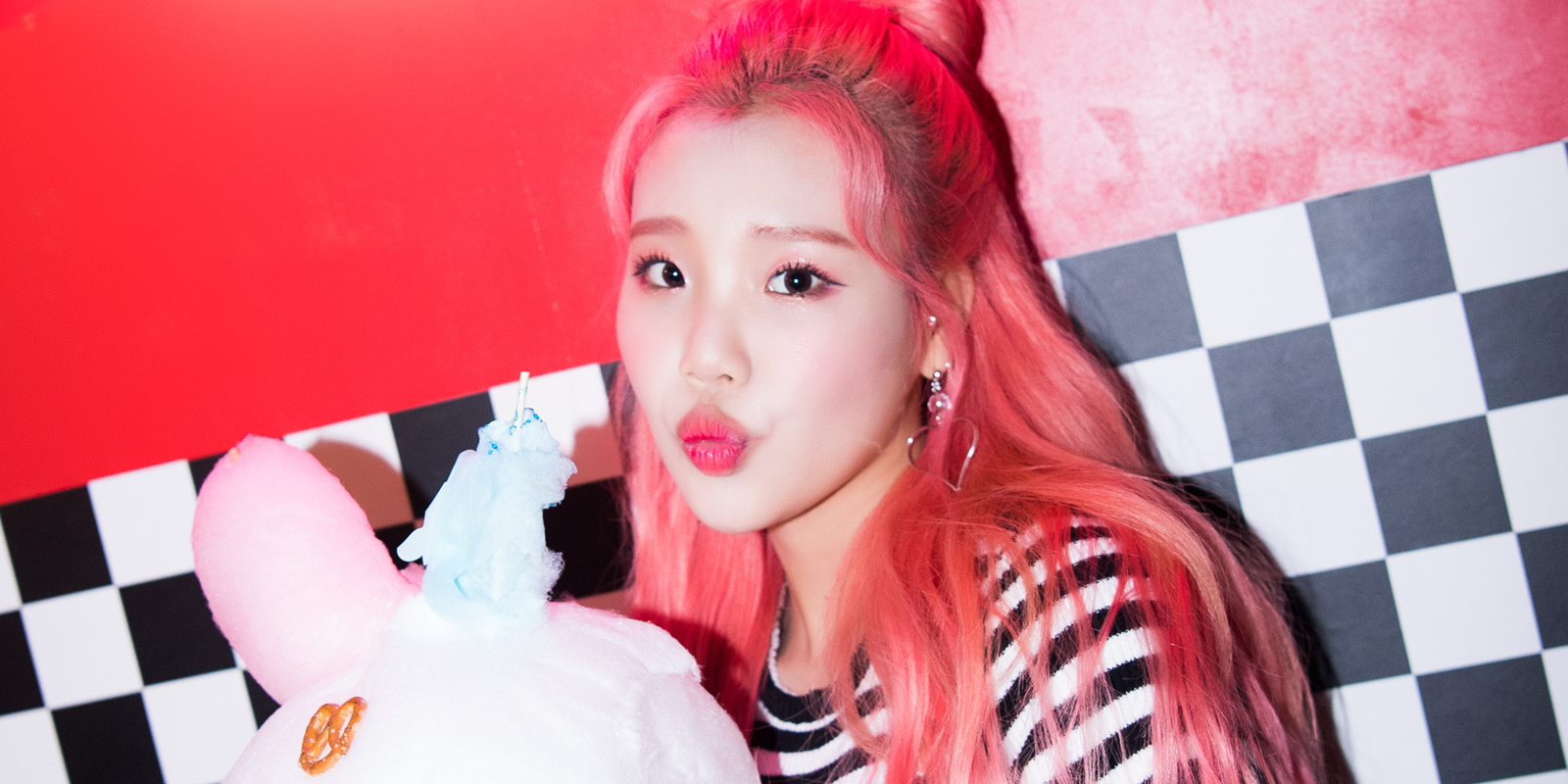 JooE (MOMOLAND) révèle avoir auditionné dans plus de 40 agences sans ...