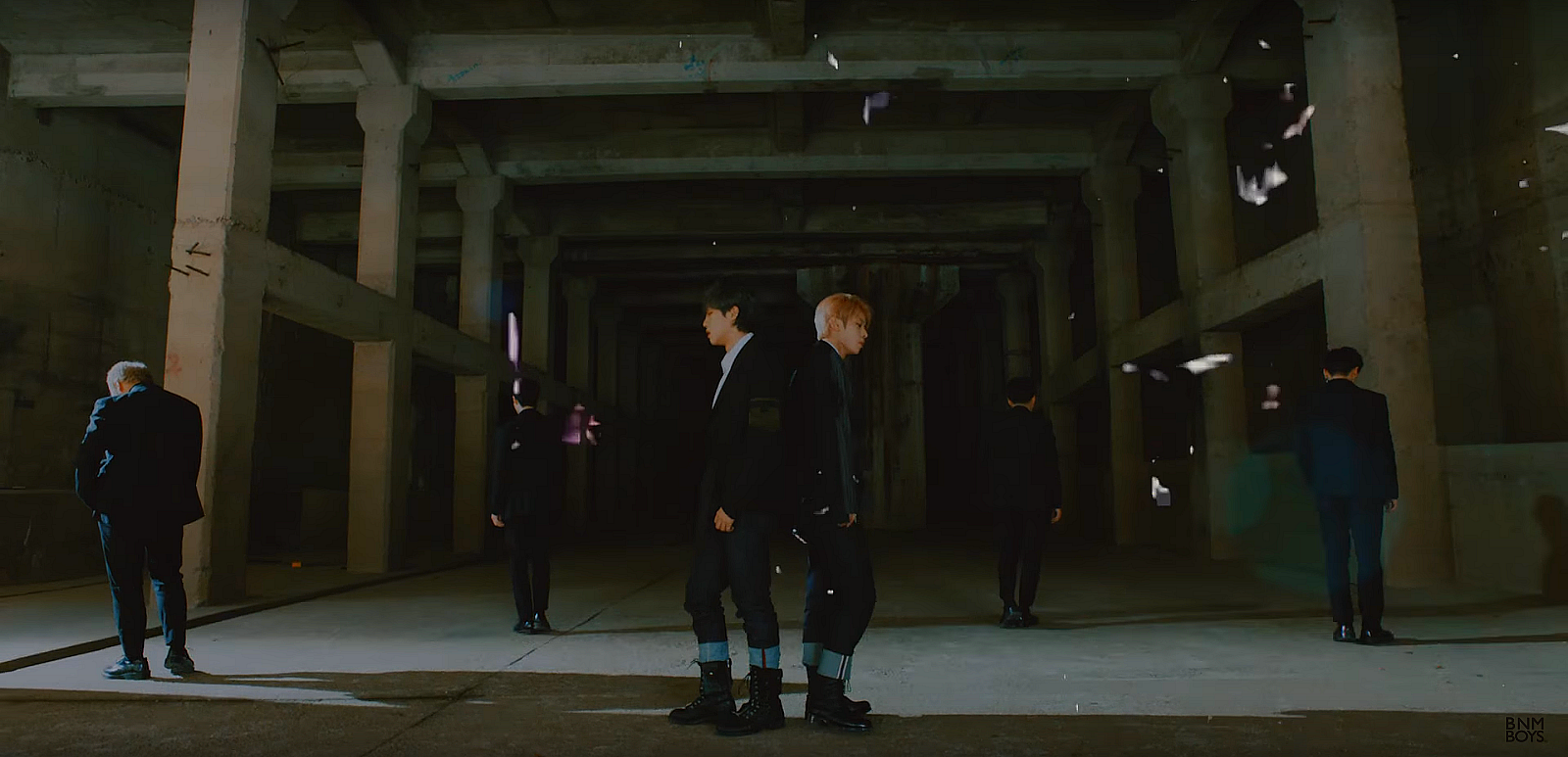 MXM dévoile la version performance du MV de « KNOCK KNOCK » – K-GEN