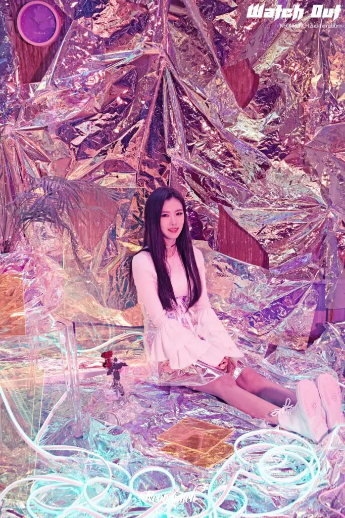 NeonPunch dévoile de premières photos teasers individuelles pour son ...