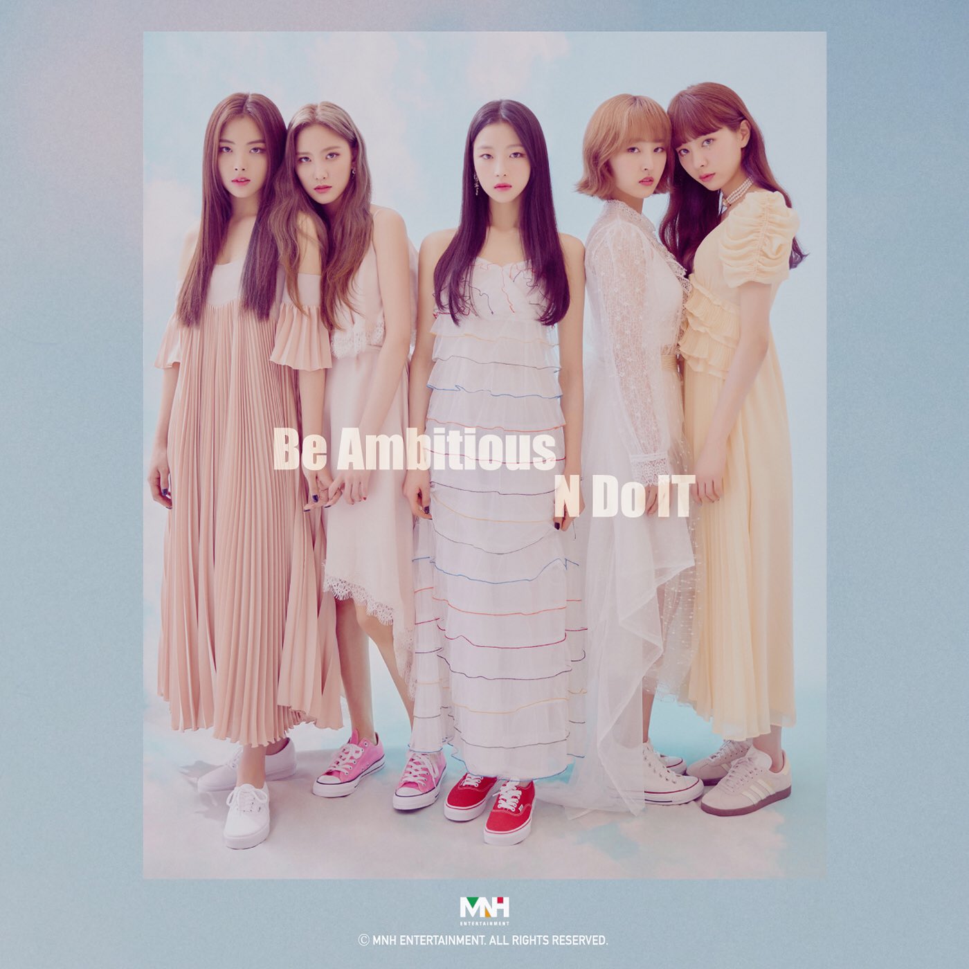 Le premier groupe féminin de MNH Entertainment annonce son nom et ouvre ...