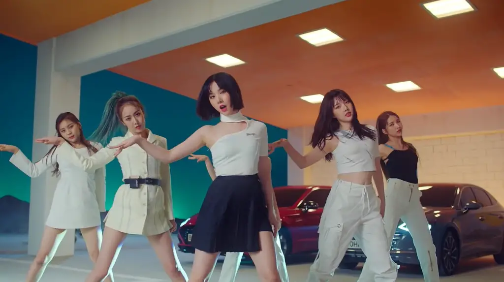 GFRIEND dévoile la version performance du MV de « Fever » – K-GEN