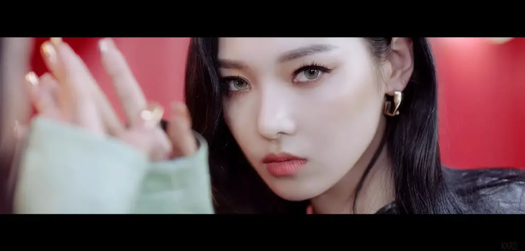 KARD révèle un teaser MV pour « RED MOON » – K-GEN