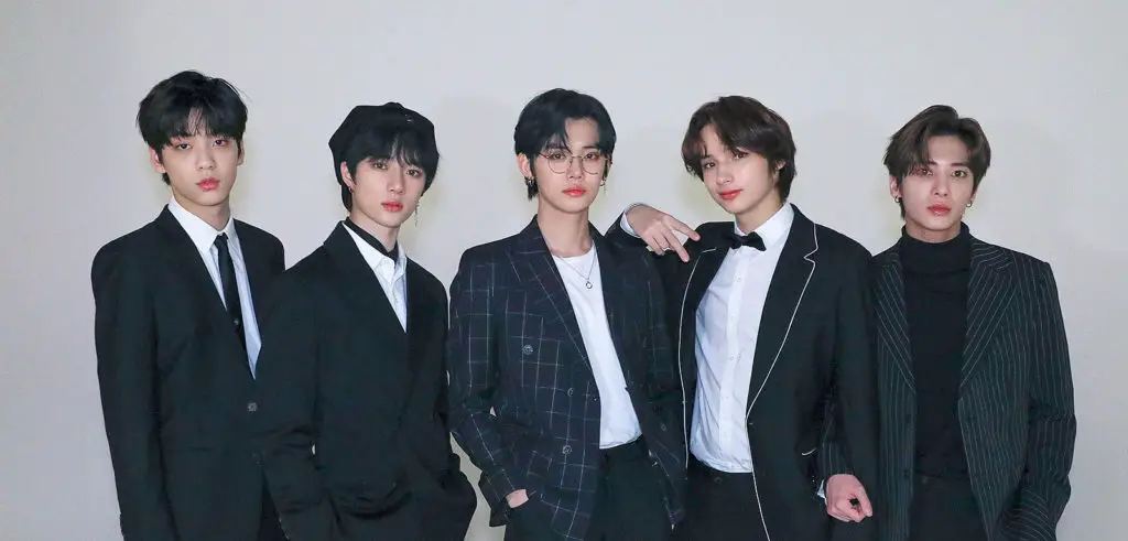 TXT dévoile à quoi ressembleront les deux versions de son nouvel album ...