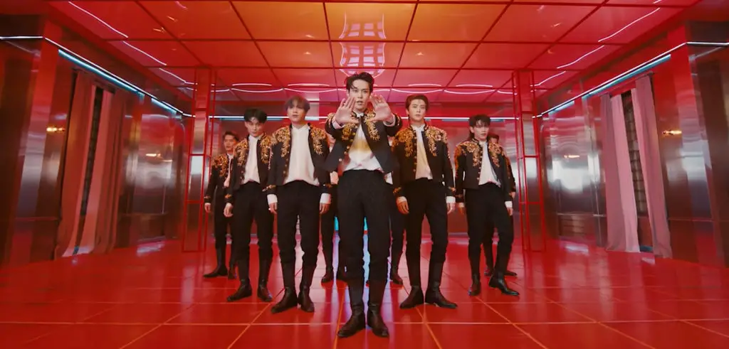 NCT 127 fait son comeback avec le MV de « Favorite (Vampire) » – K-GEN