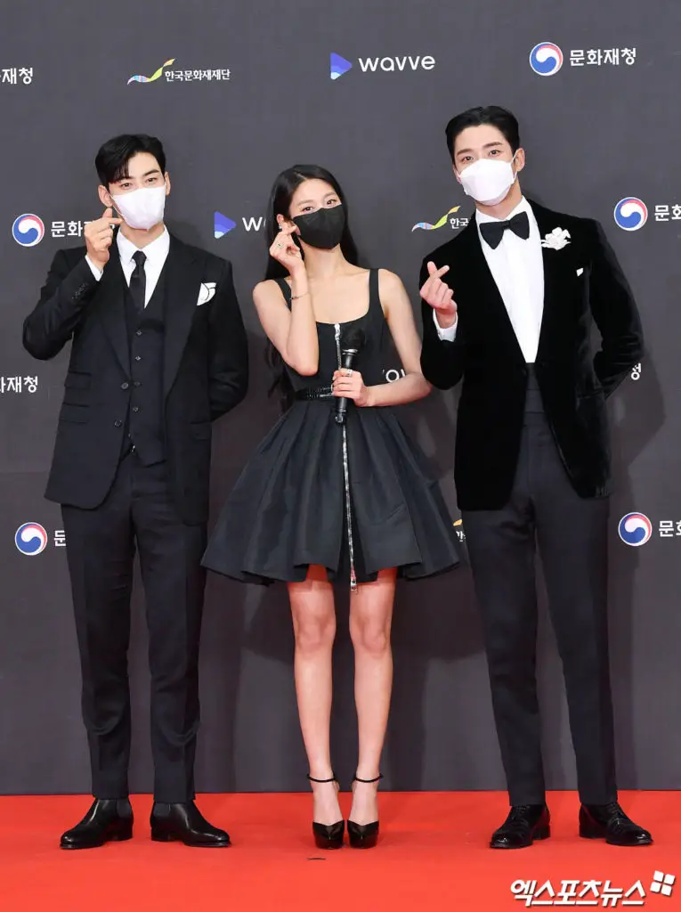 KBS Gayo Daechukje 2021 : Photos des stars sur le tapis rouge – K-GEN