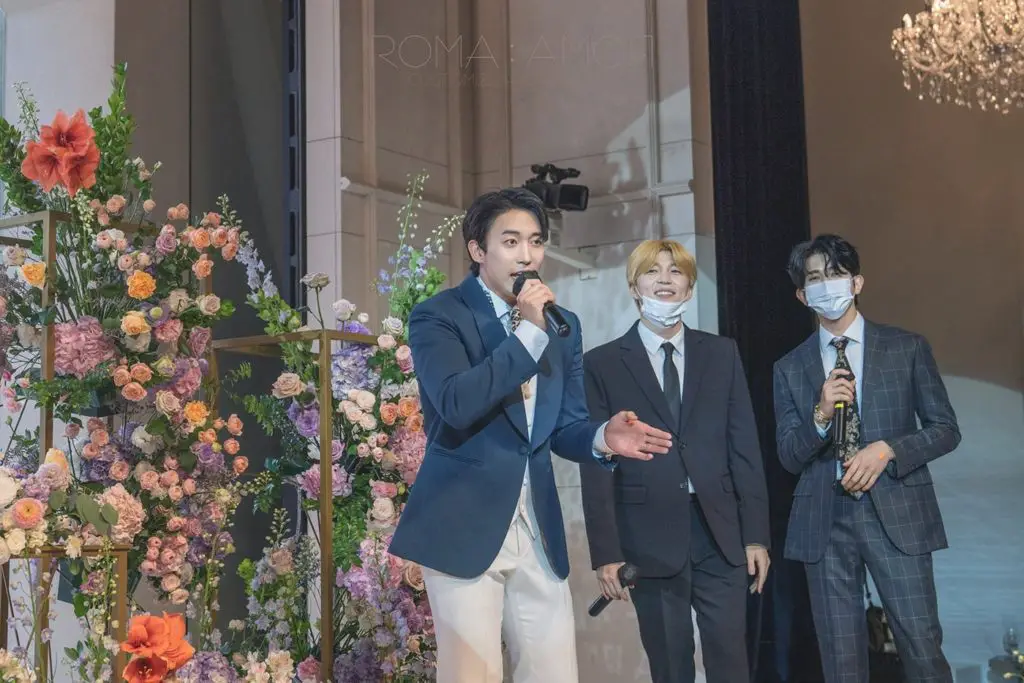 Hoon (U-KISS) et Hwang Jisun (ex-Girl’s Day) dévoilent leurs photos de mariage – K-GEN