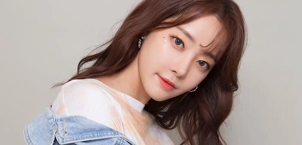 Go Woori (RAINBOW) va se marier – K-GEN