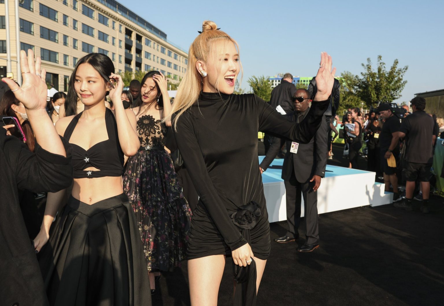[PHOTOS] BLACKPINK sur le tapis rouge des MTV VMAs 2022 – K-GEN
