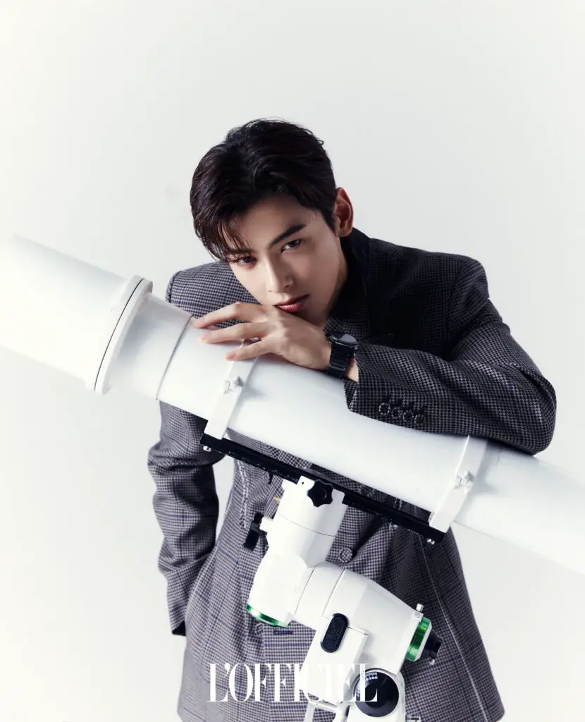 Cha Eun Woo (ASTRO) pose en couverture de L’Officiel Philippines – K-GEN