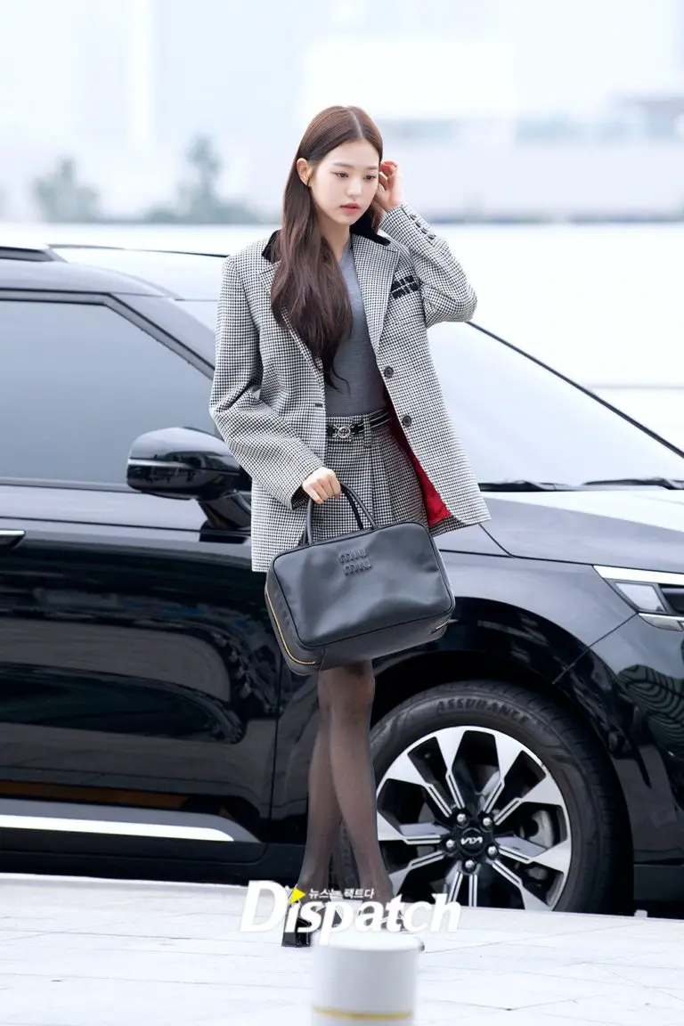 Jang Wonyoung (IVE) s’envole de nouveau pour Paris pour la Fashion Week – K-GEN