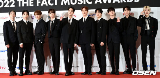 THE FACT MUSIC AWARDS 2022 : Photos des stars de K-Pop sur le tapis rouge – K-GEN