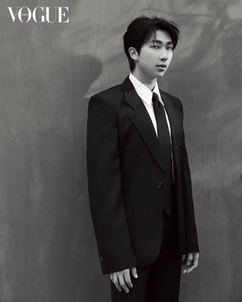 RM (BTS) pose en couverture de VOGUE KOREA pour Bottega Veneta – K-GEN