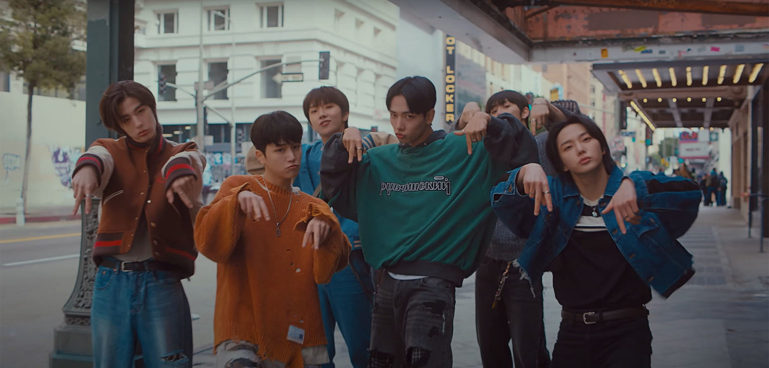 BOYNEXTDOOR, le nouveau boygroup de HYBE et KOZ, fait ses débuts avec le MV de « Serenade » – K-GEN
