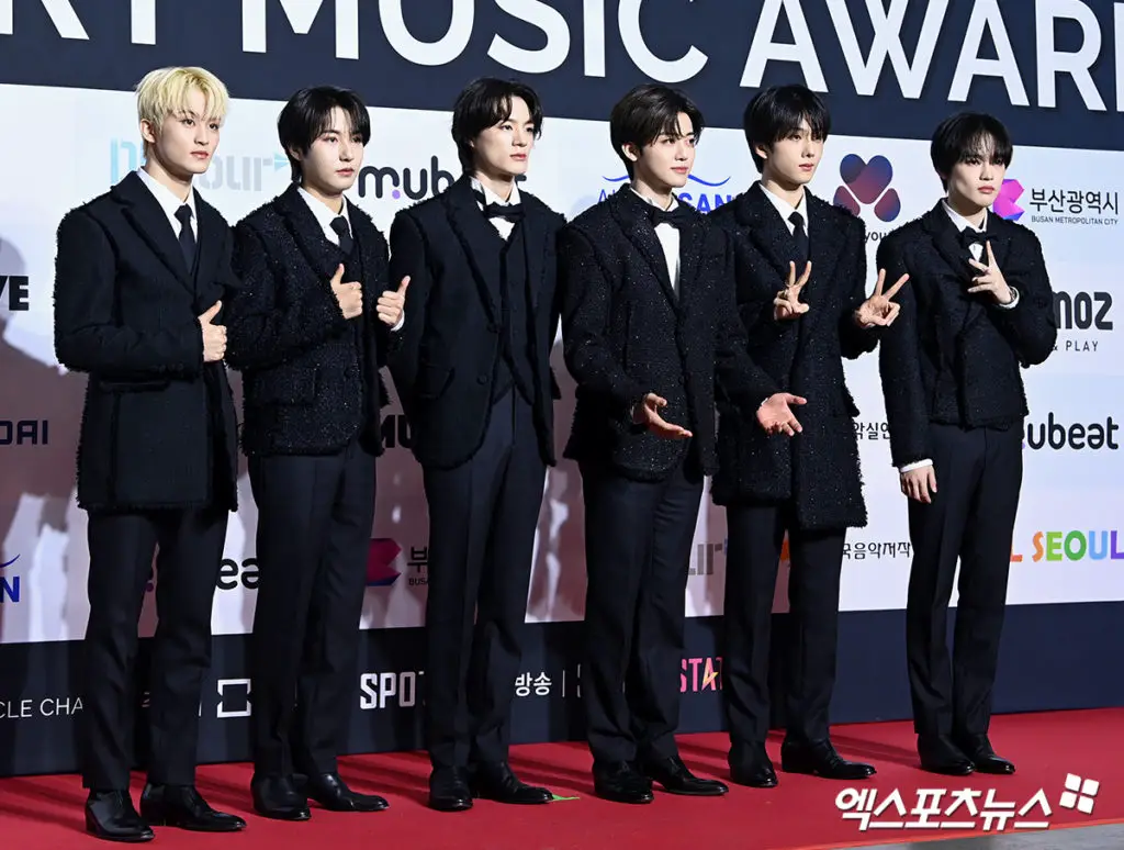 Photos des stars de K-POP sur le tapis rouge des Circle Chart Music Awards 2023 – K-GEN