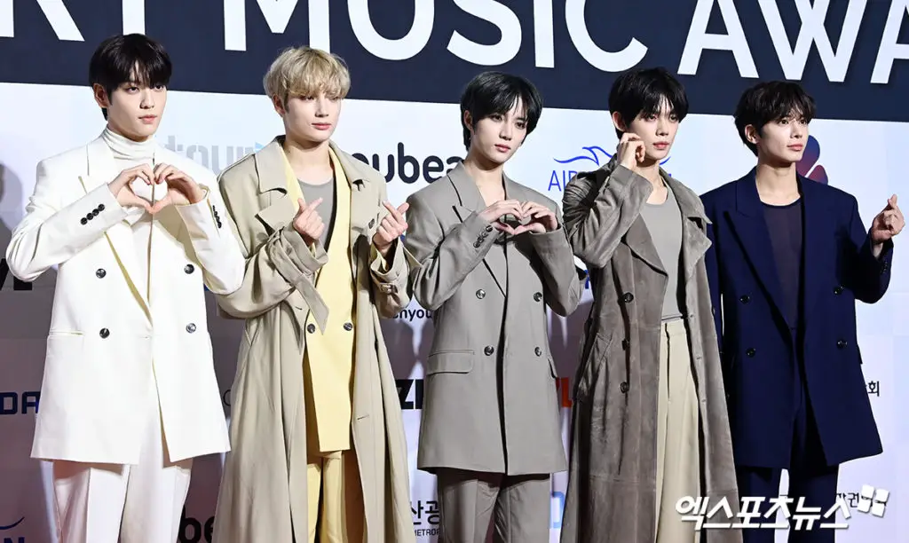 Photos des stars de K-POP sur le tapis rouge des Circle Chart Music Awards 2023 – K-GEN