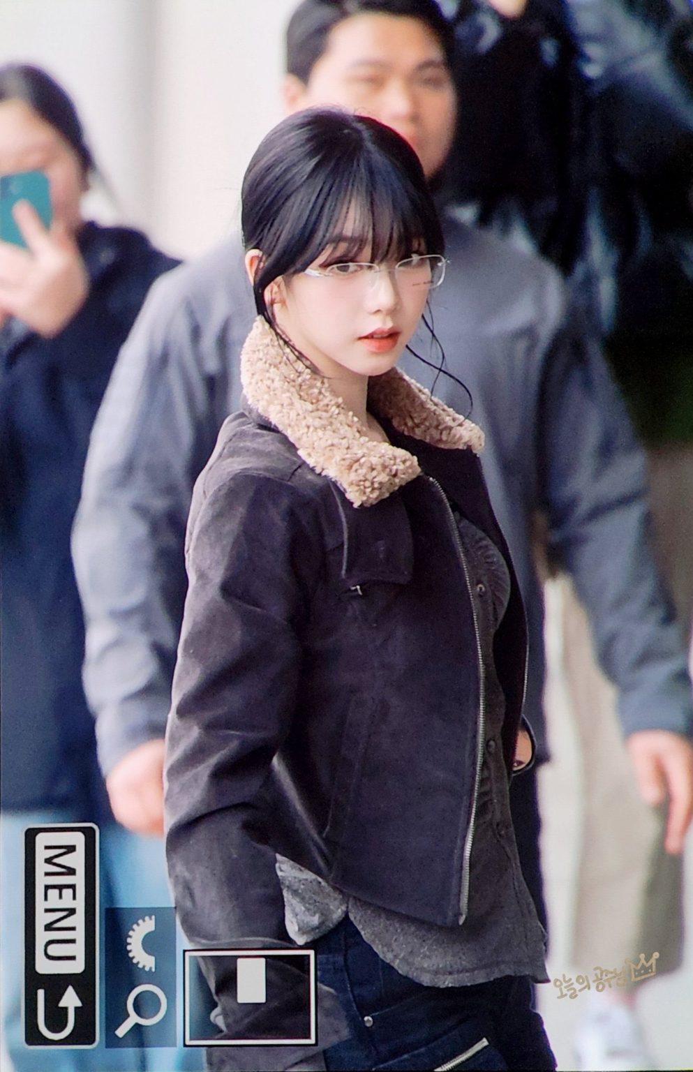 Les internautes amusés par la ressemblance entre KARINA (aespa) et ...