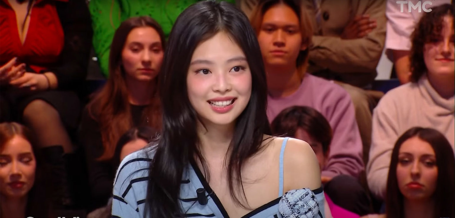 (Re)vivez le passage de JENNIE (BLACKPINK) dans « Quotidien » – K-GEN