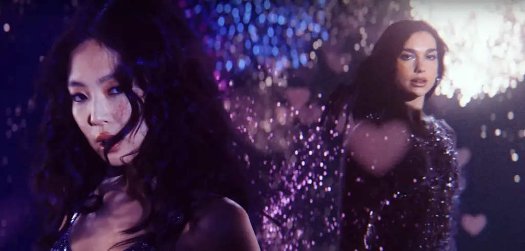 JENNIE (BLACKPINK) et DUA LIPA dévoilent le MV de « Handlebars » – K-GEN