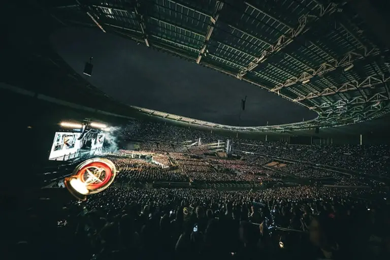 120 000 fans réunis : Stray Kids bat un record avec ses concerts au Stade de France ! – K-GEN