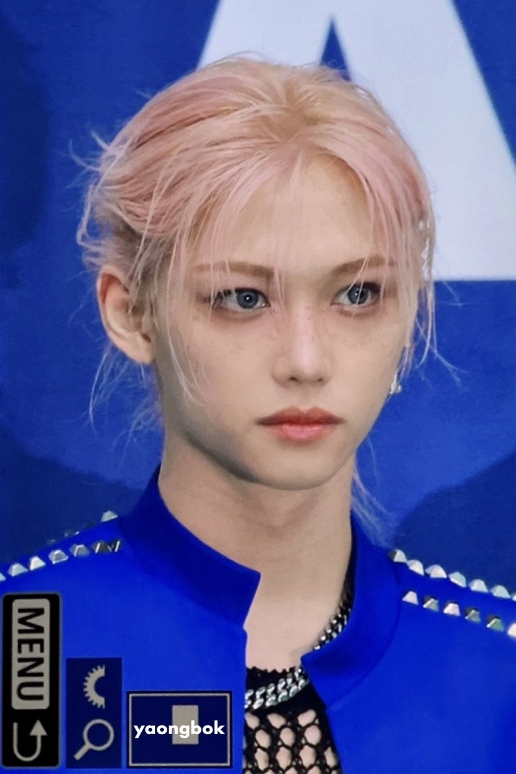 Felix (Stray Kids) Makes a Splash with His Pink Hair – K-GEN - KPOP HIT